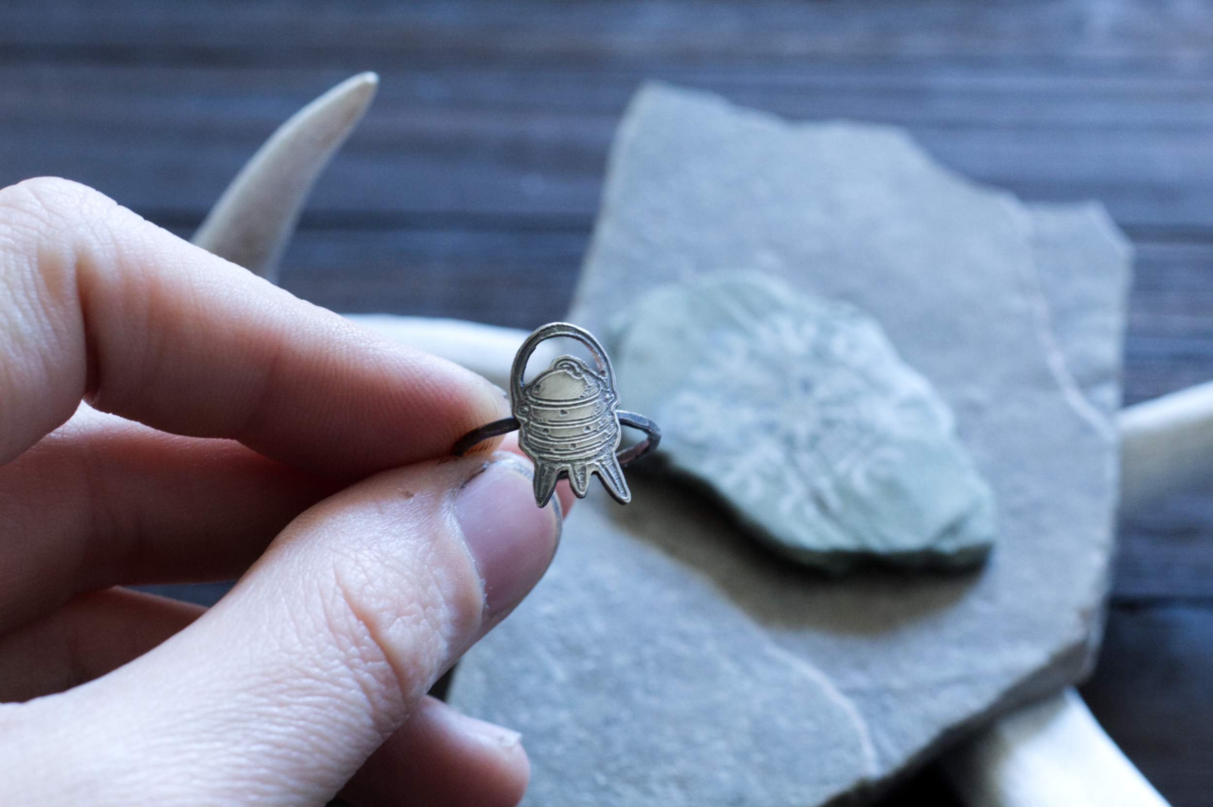 Silver Cauldron Ring - The Wicked Griffin